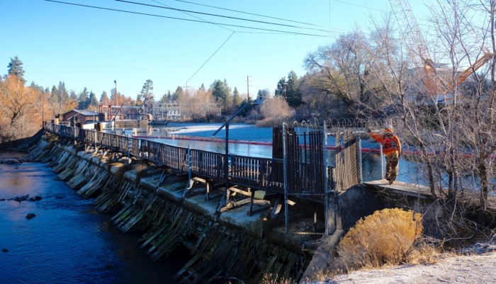 Aging dam gets repaired: Newport Avenue Dam fortified with steel ...